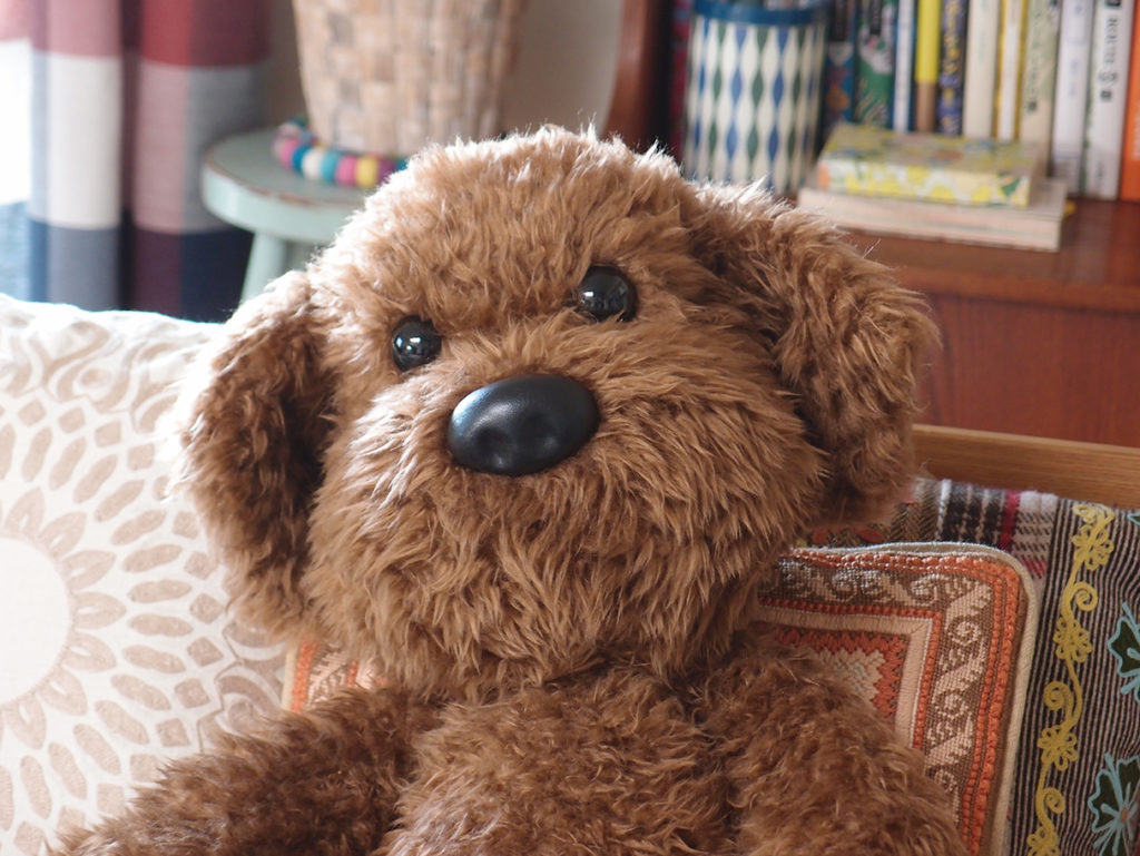 お客さま対応ロボット 『mini MORK（ミニモーク）』外装制作 | BLAST Inc.